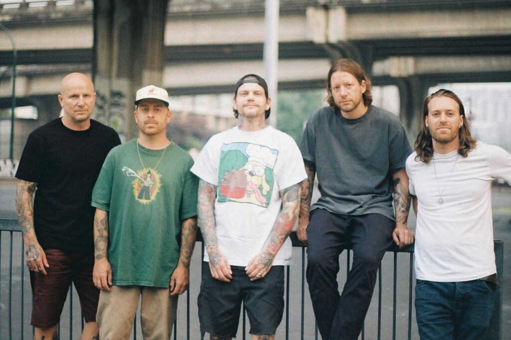 COMEBACK KID mit weiterer neuer Single "Heavy Steps" - AWAY FROM LIFE