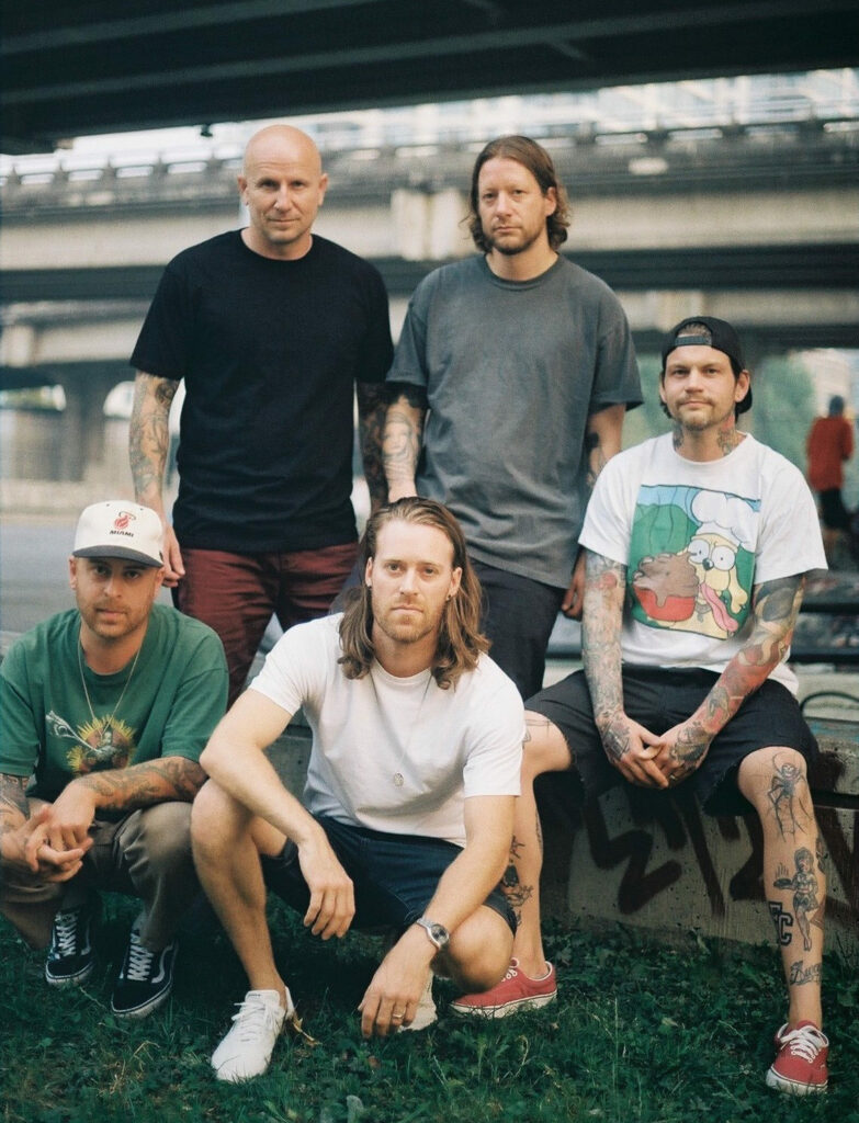 COMEBACK KID: Andrew Neufeld im Interview zu "Heavy Steps" - AWAY FROM LIFE