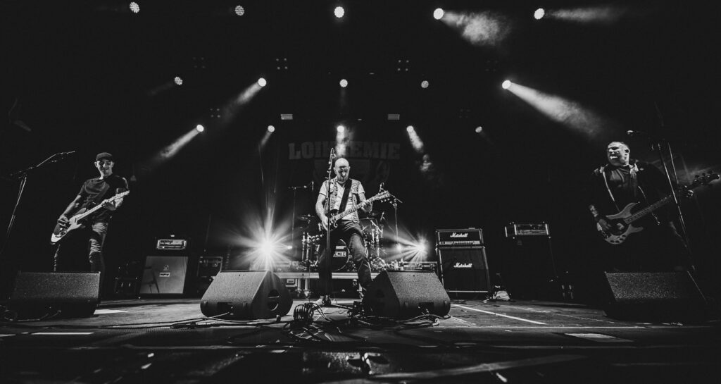 LOIKAEMIE - "Lumpenmann": Erster Song seit 15 Jahren erscheint im ...