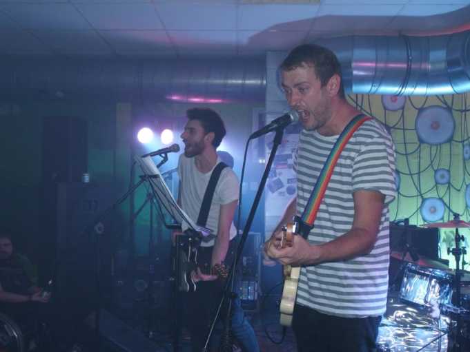 Knochenfabrik, Mr. Inman & UPJ im P-Werk am 30.09.2017 - AWAY FROM LIFE