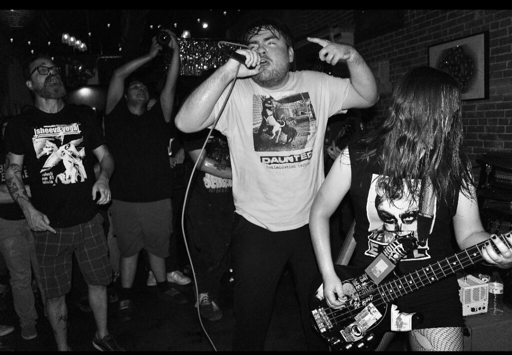 CORRUPT VISION auf Europa-Tour - AWAY FROM LIFE