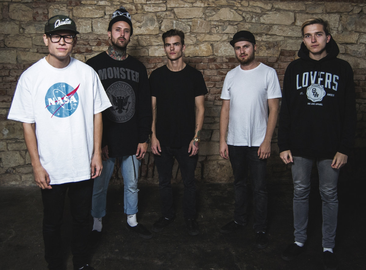 SKYWALKER mit neuem Video "Sugar" - AWAY FROM LIFE