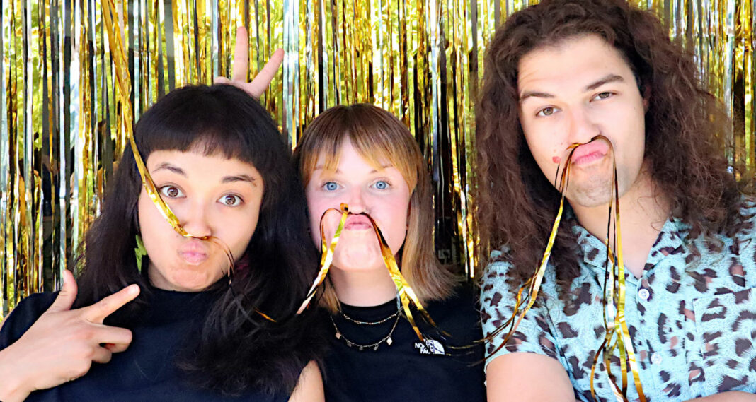 THE DEAD END KIDS im Frühling 2024 auf Tour - AWAY FROM LIFE