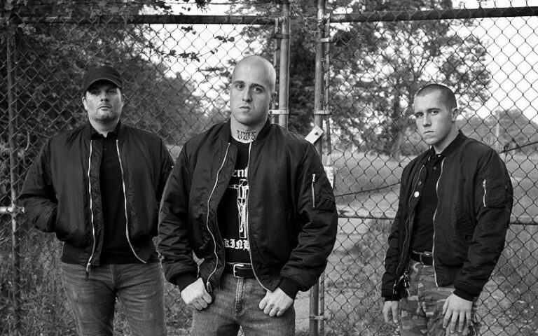 VIOLENT WAY legen Debütalbum "Bow To None" vor - AWAY FROM LIFE